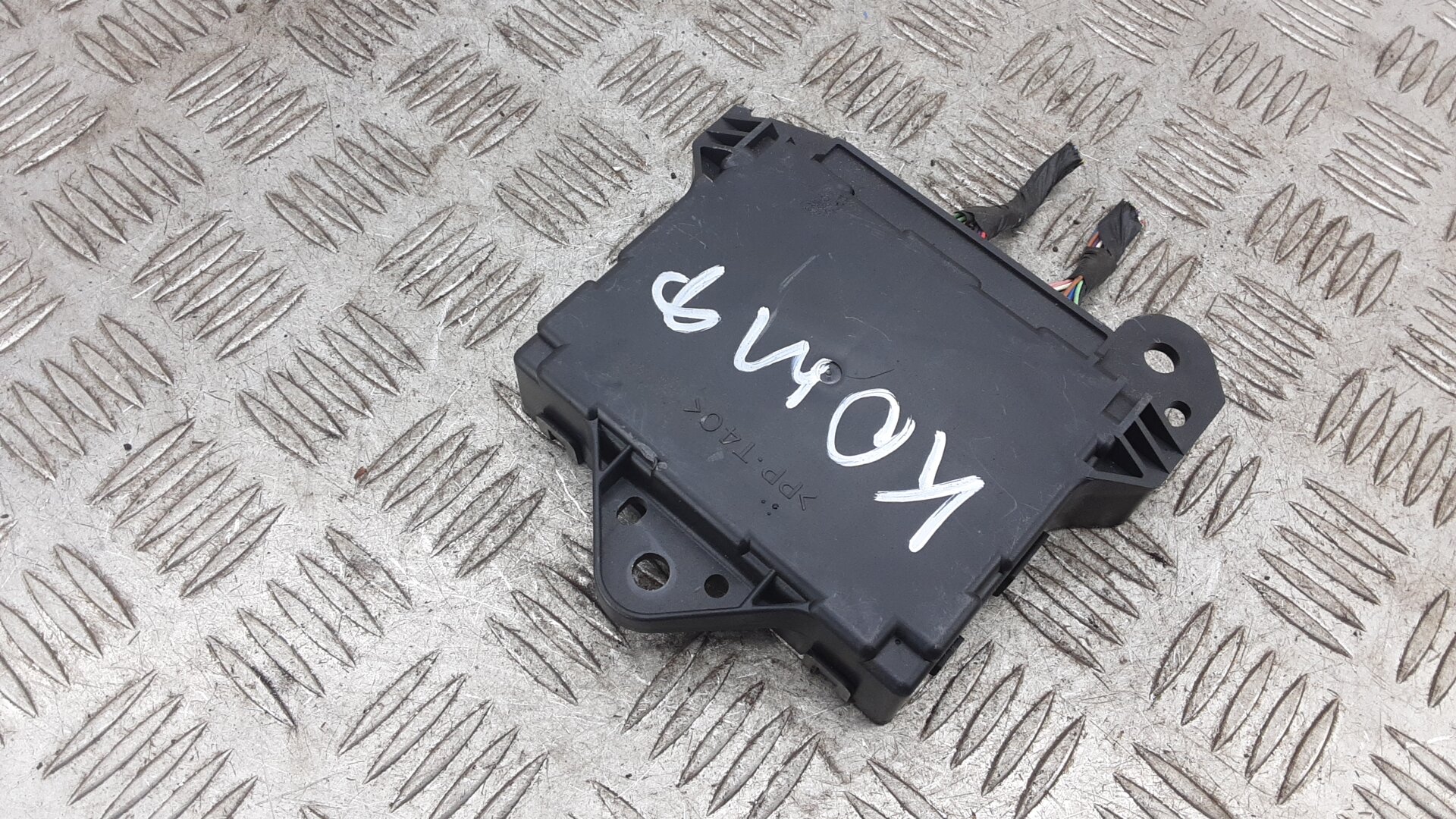 Блок комфорта TOYOTA PRIUS XW20, Номер 8865047051