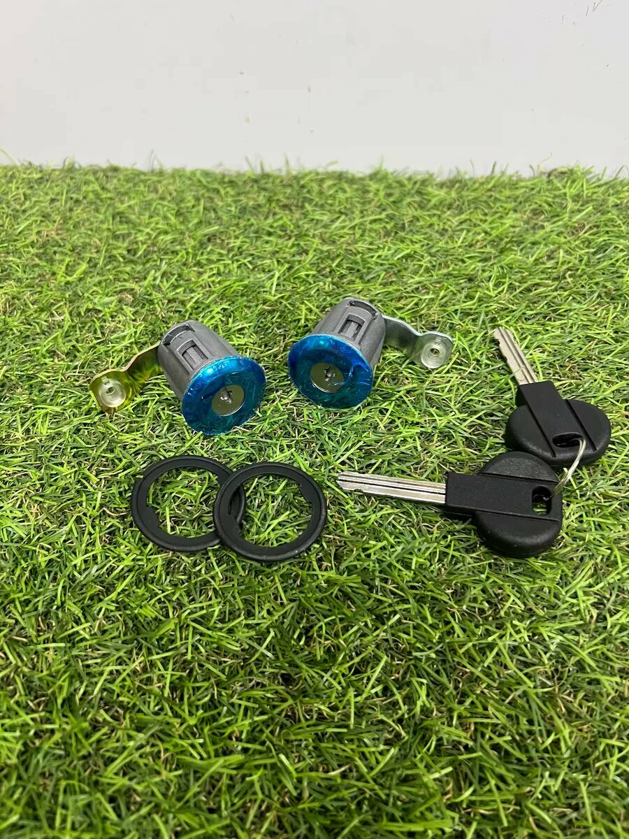 Комплект личинок замка двери Citroen Berlingo