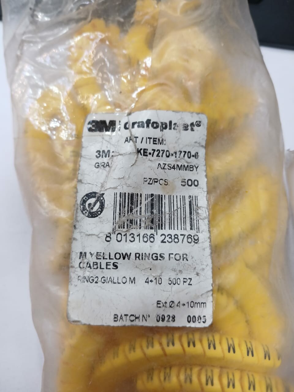 Маркировочное колечко DKC AZS4MMBY M, черное на желтом, 4-8мм, упаковка 500 шт. DKC