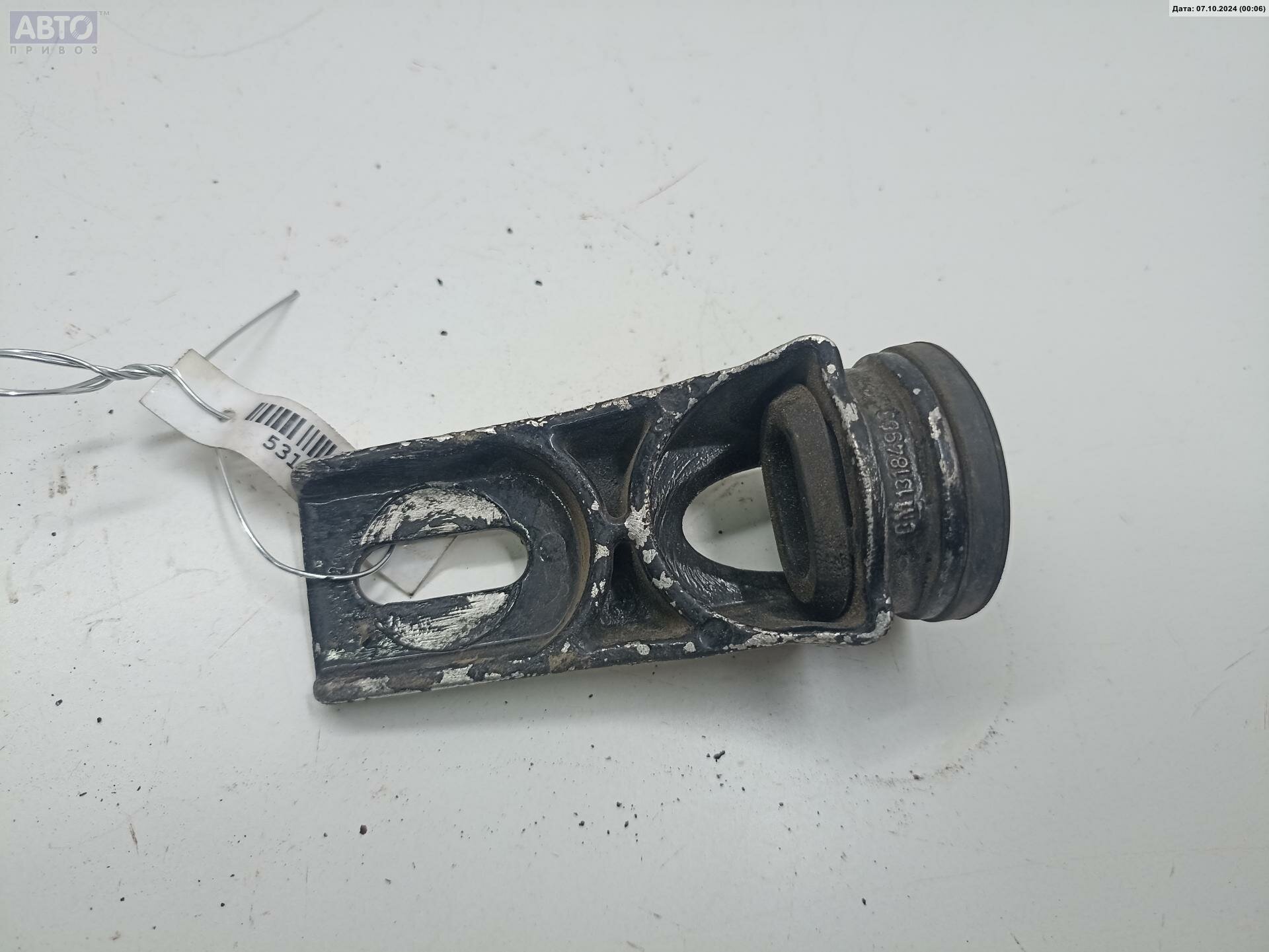 Кронштейн радиатора Opel Meriva A (2003-2010)