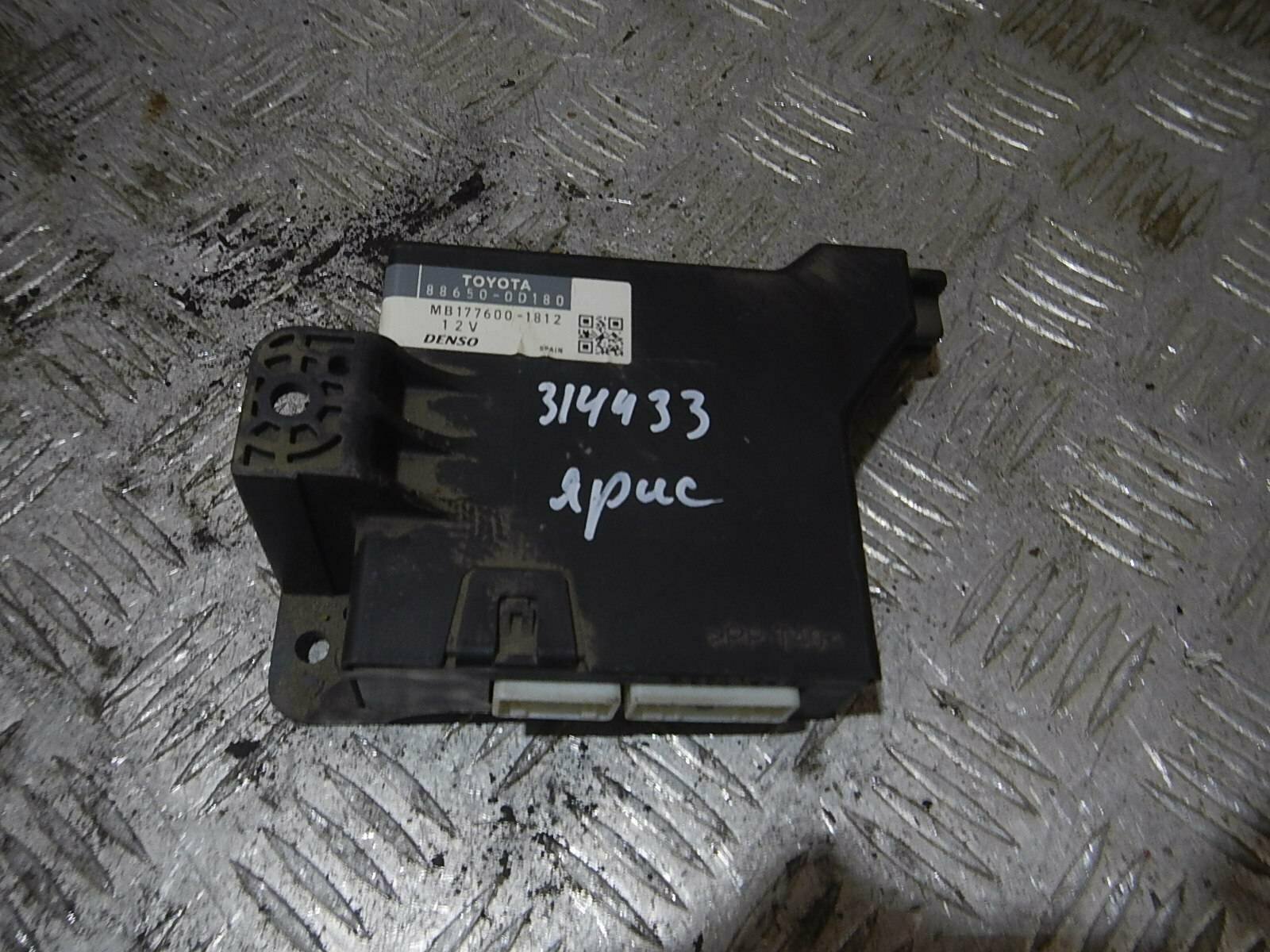 Б/У Блок электронный, Toyota (Тойота)-YARIS (05-) TOYOTA YARIS (05-) Без видимых повреждений 314433 TOYOTA арт. 886500D180