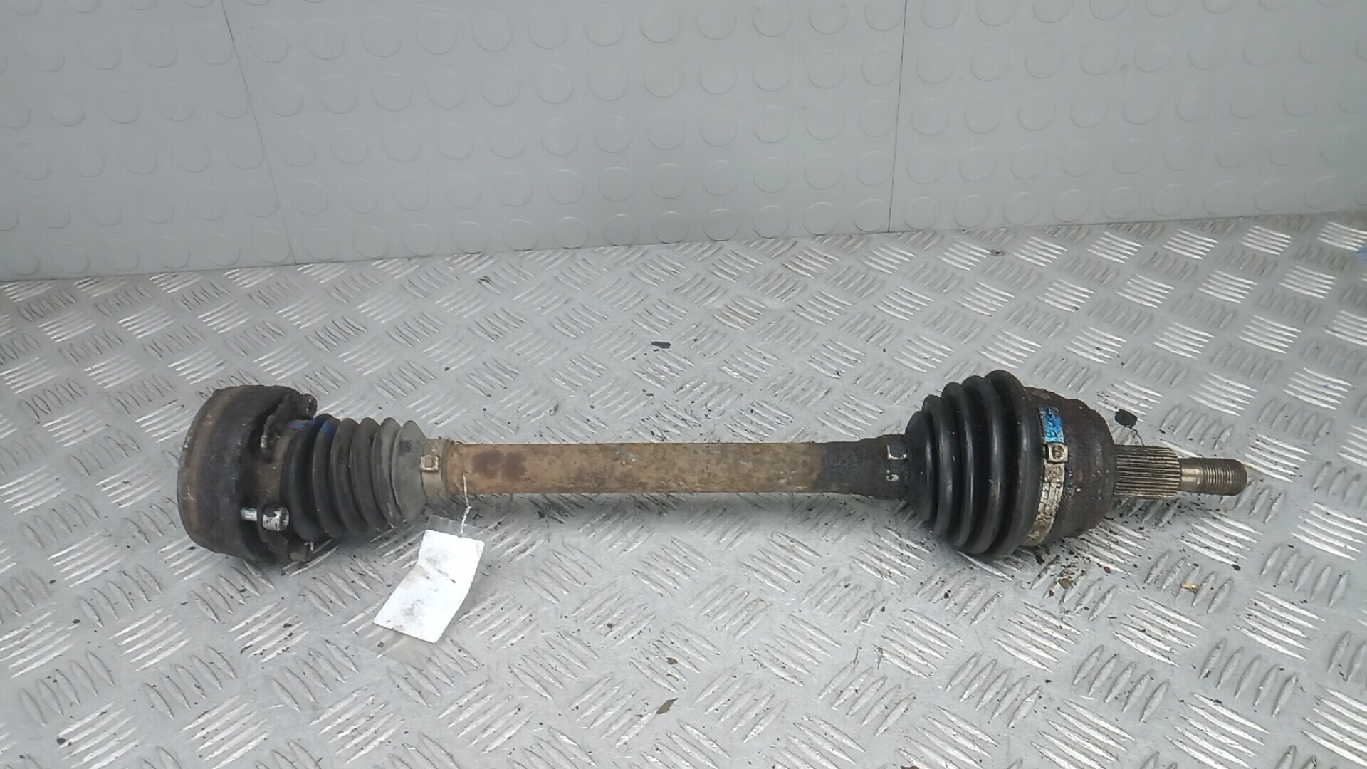 Привод передний левый VOLKSWAGEN BORA 1