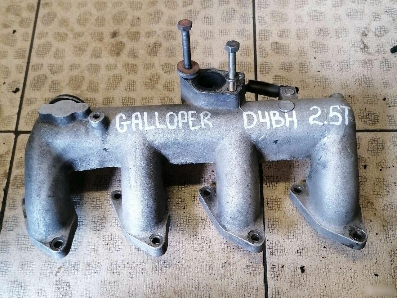 Коллектор впускной Hyundai Galloper I (1991—2003) 2831142540