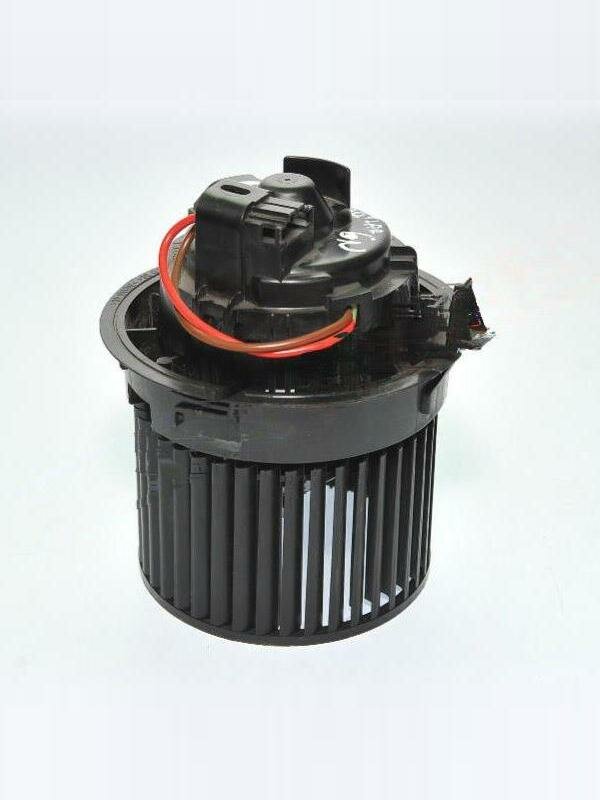 Мотор печки Ларгус, нов/об, после 2015г T1020778Jx52RU, 8450104095