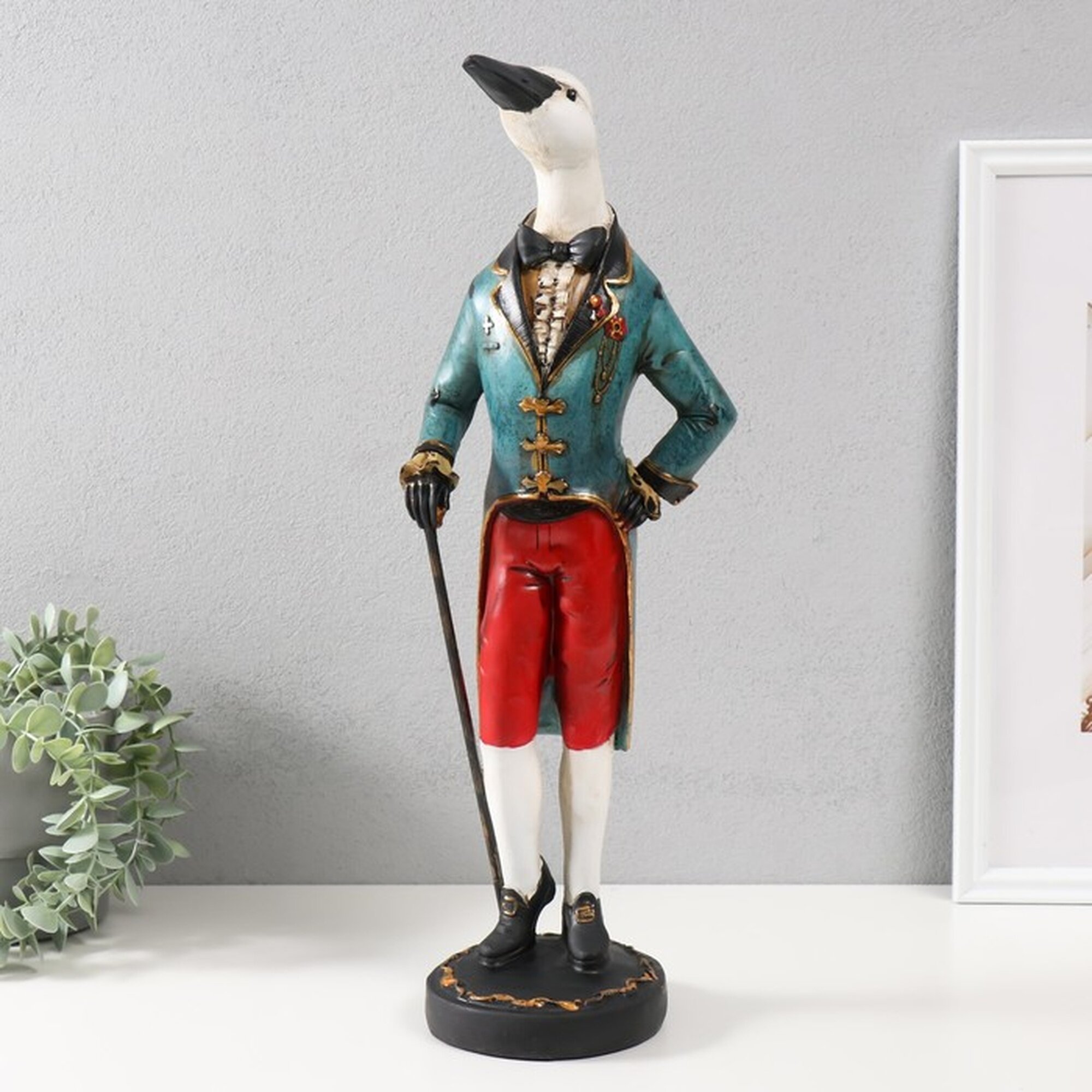 Фигурка полистоун «Гусь в комзоле, с тростью», 16×14.5×49.5 см