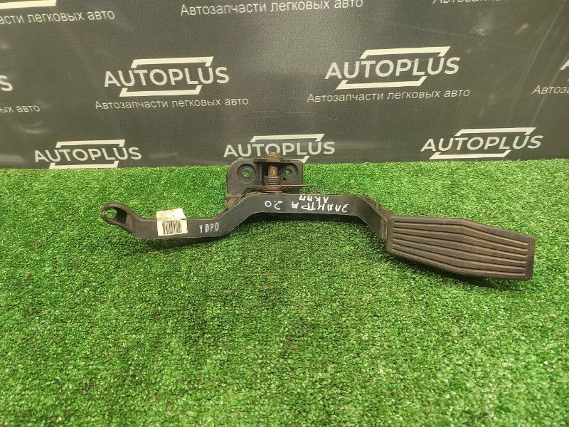 Педаль газа Hyundai Elantra 2003-2009 (2.0) Б/У с пробегом Арт. 327002D500
