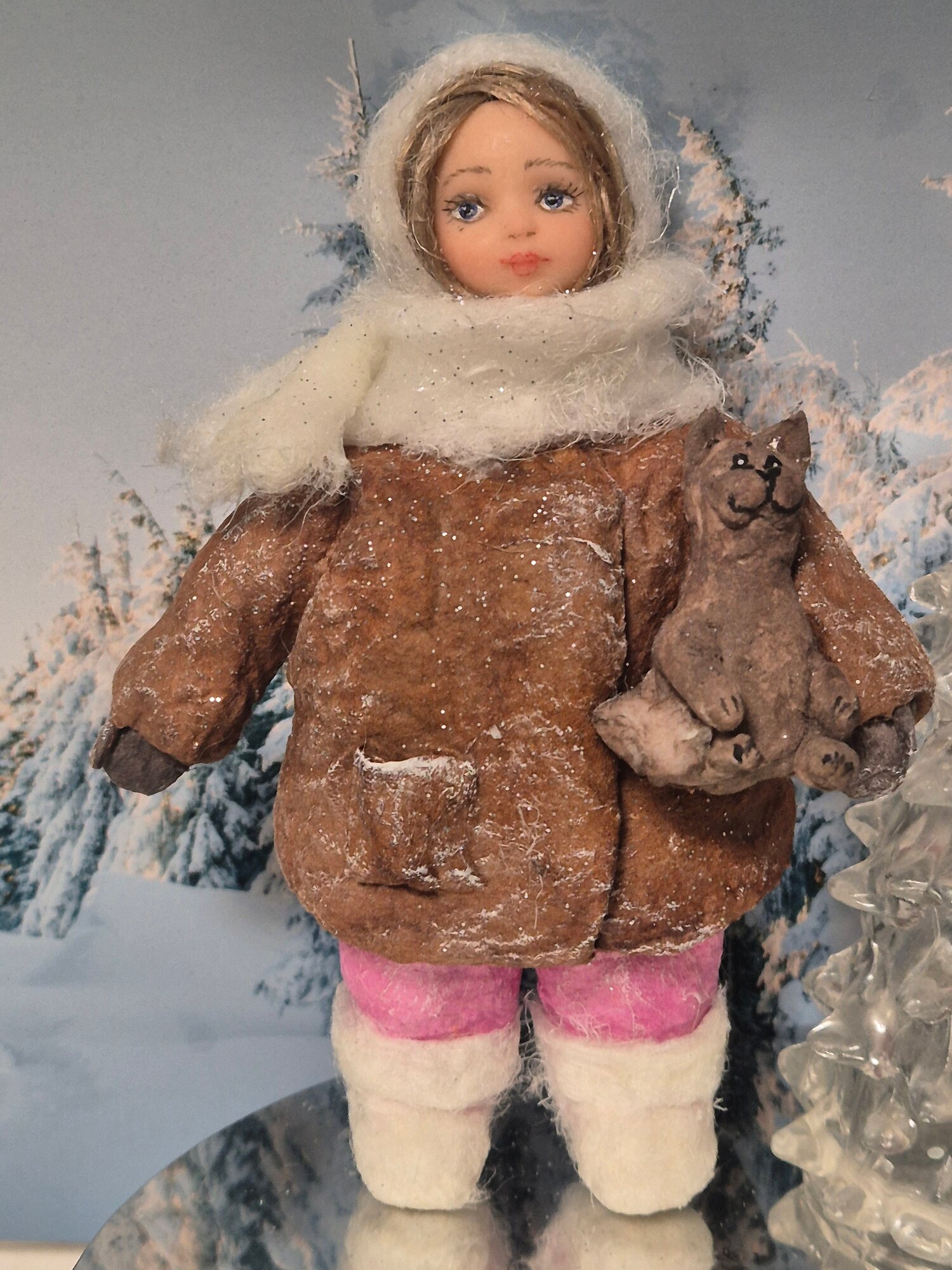 Ёлочная игрушка Affavatta, "Девочка с котиком", 12см, ручная роспись