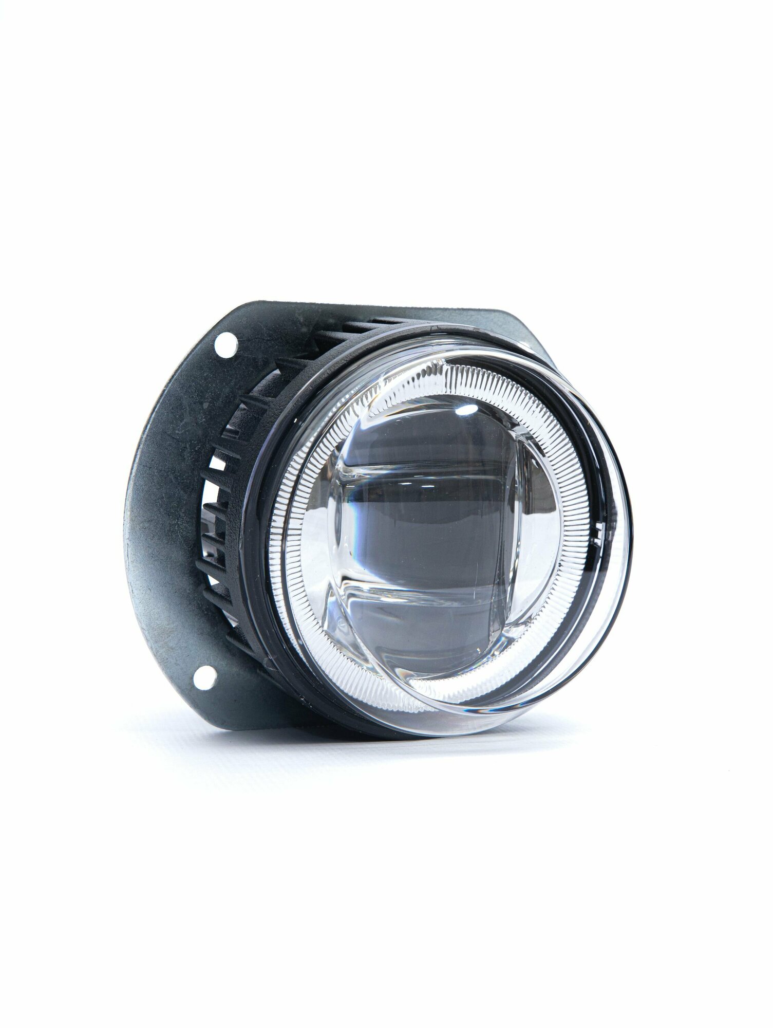 Фара противотуманная светодиодная Левая на российский грузовик 54901-3743011 АЕ (ФГ019 АЕ) круглая