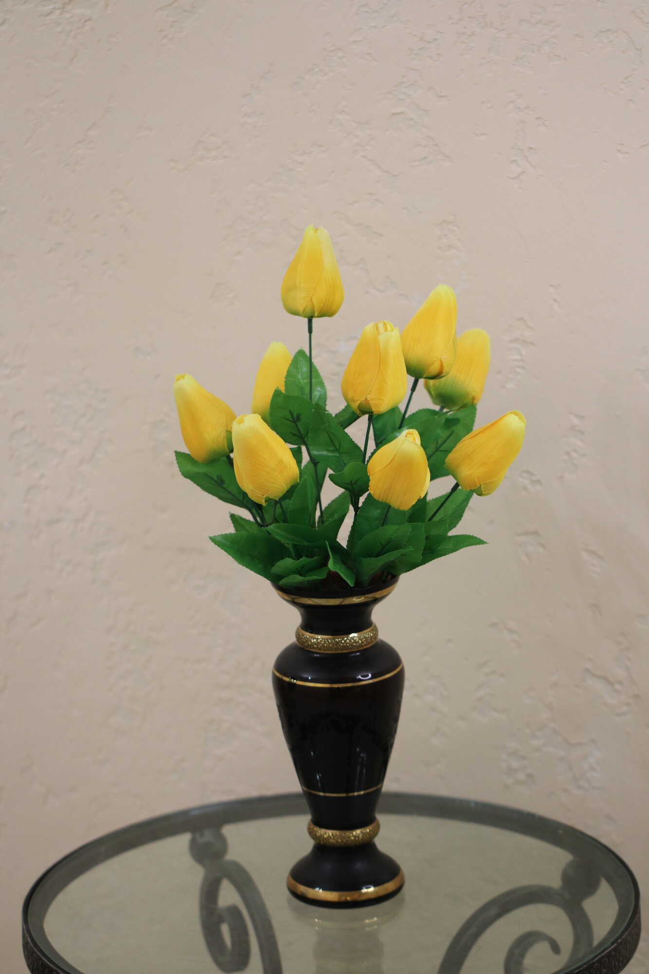 Искусственный тюльпан от бренда Holodilova