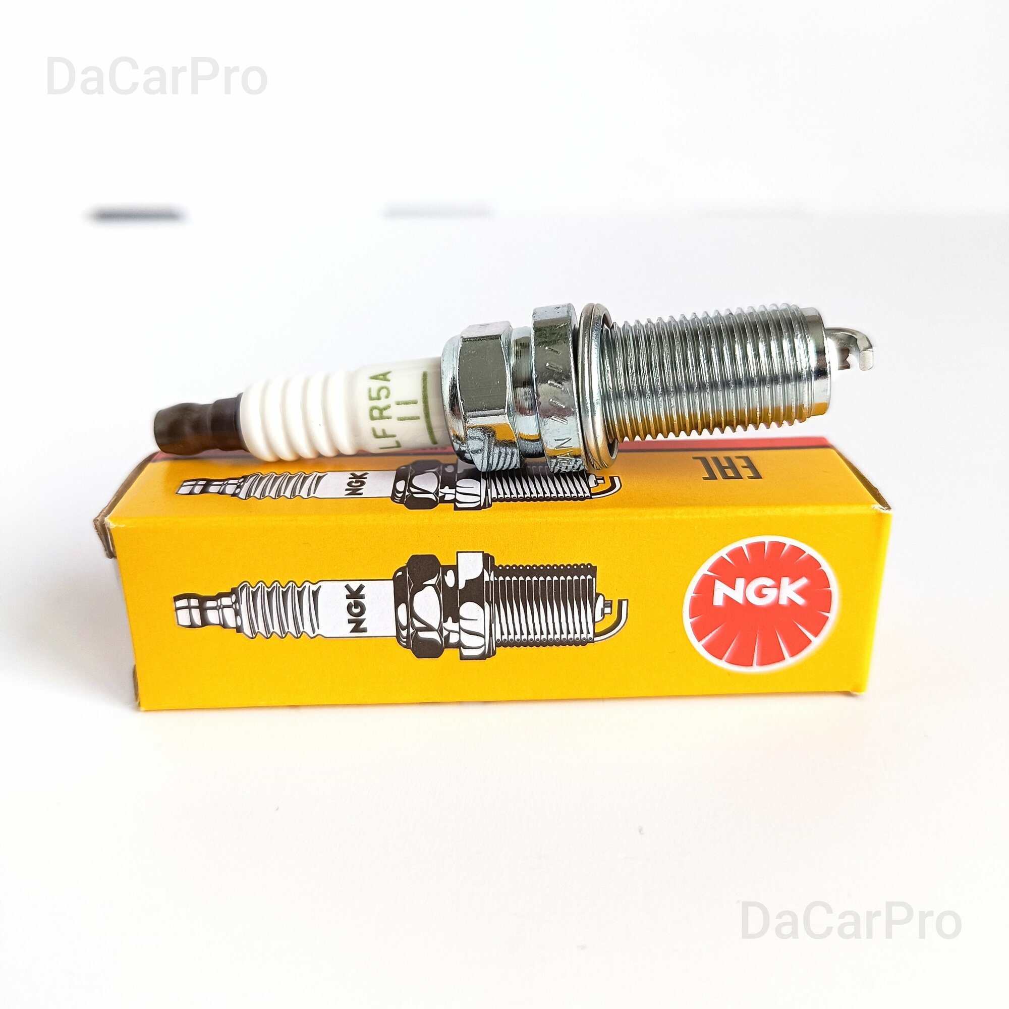 Свеча зажигания NGK LFR5A11 для Nissan, Hyundai/Kia, Infiniti, Renault, Peugeot, Citroen, Suzuki, Subaru и др.