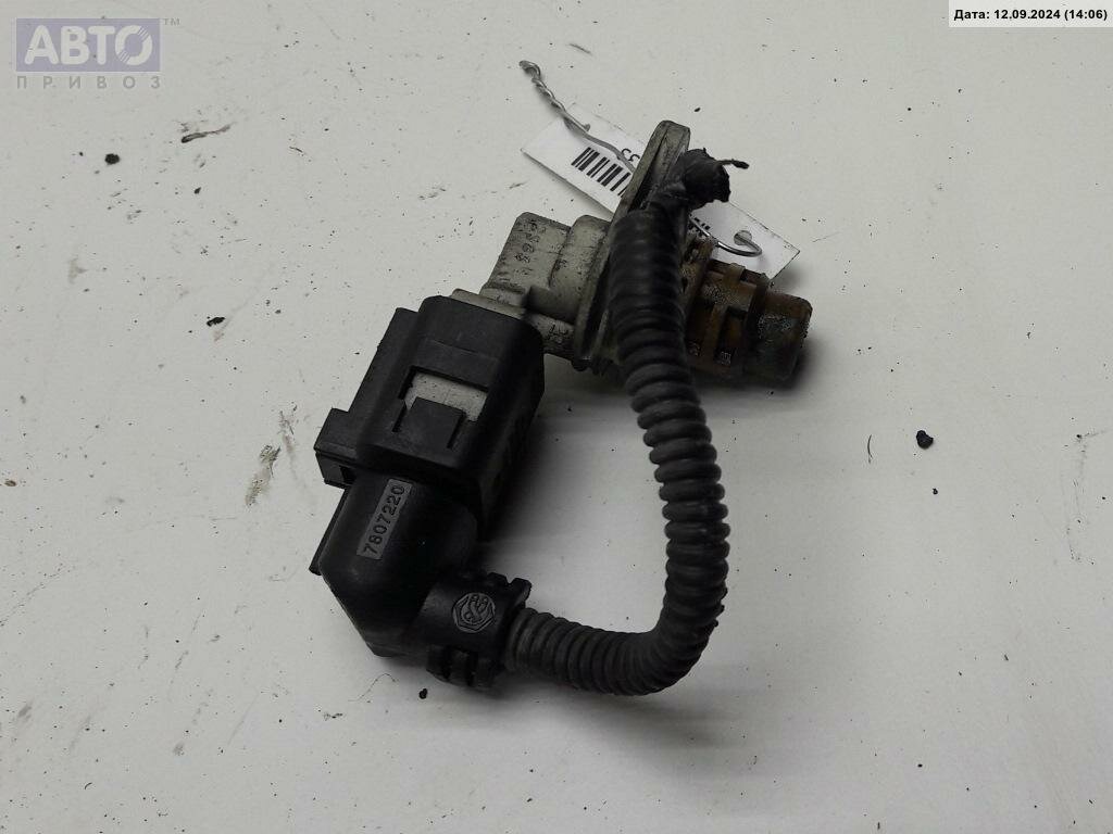 Датчик положения распредвала Volkswagen Touran