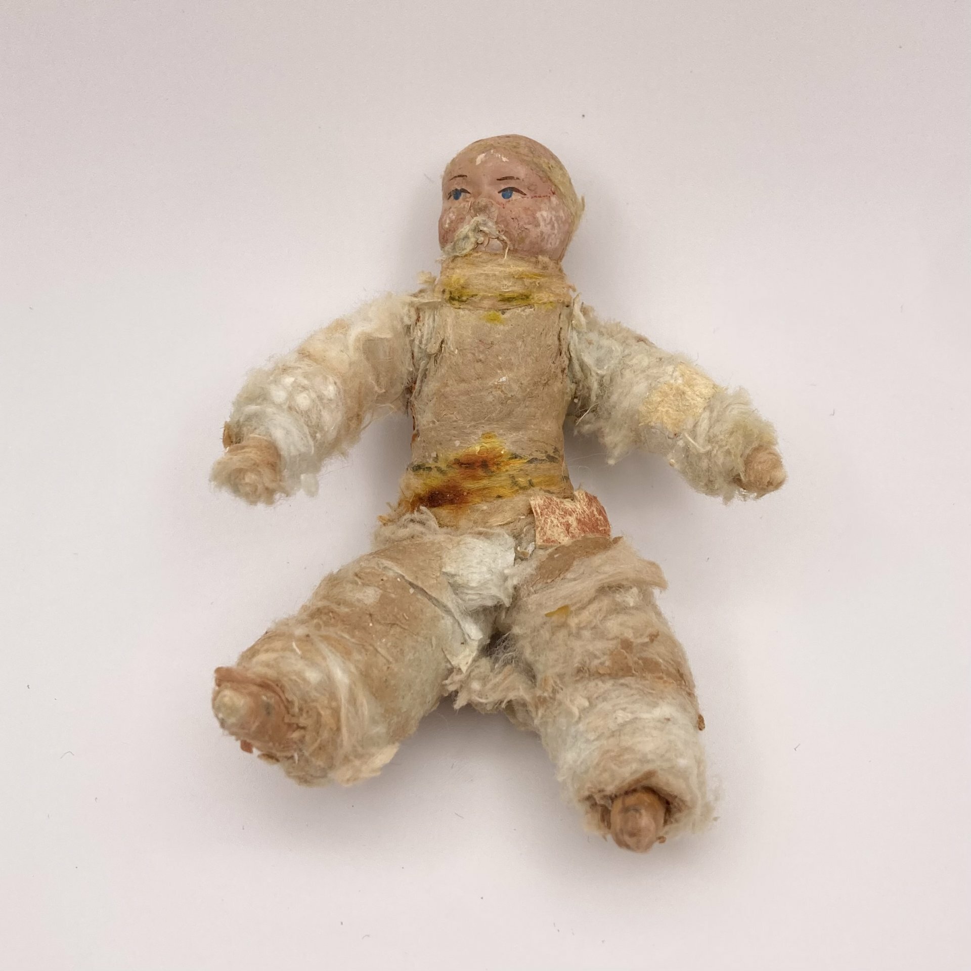 Елочная игрушка "Мальчик", вата, краска, стекло, СССР, 1937-1960 гг.