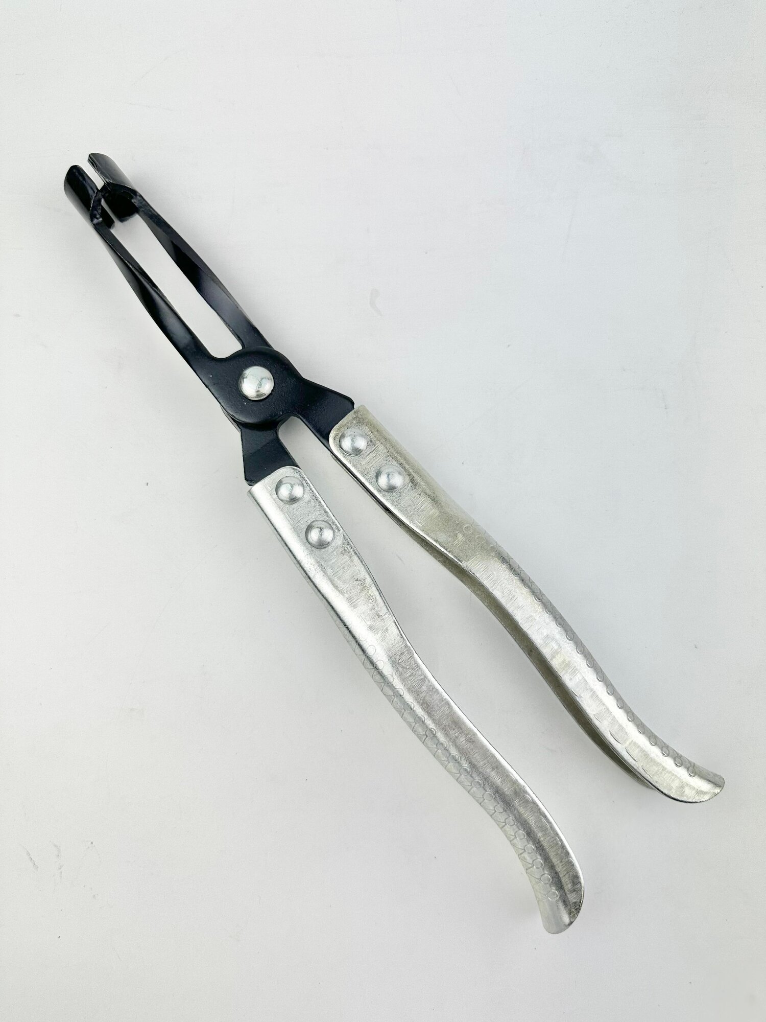 Щипцы для замены маслосъемных колпачков 270 мм