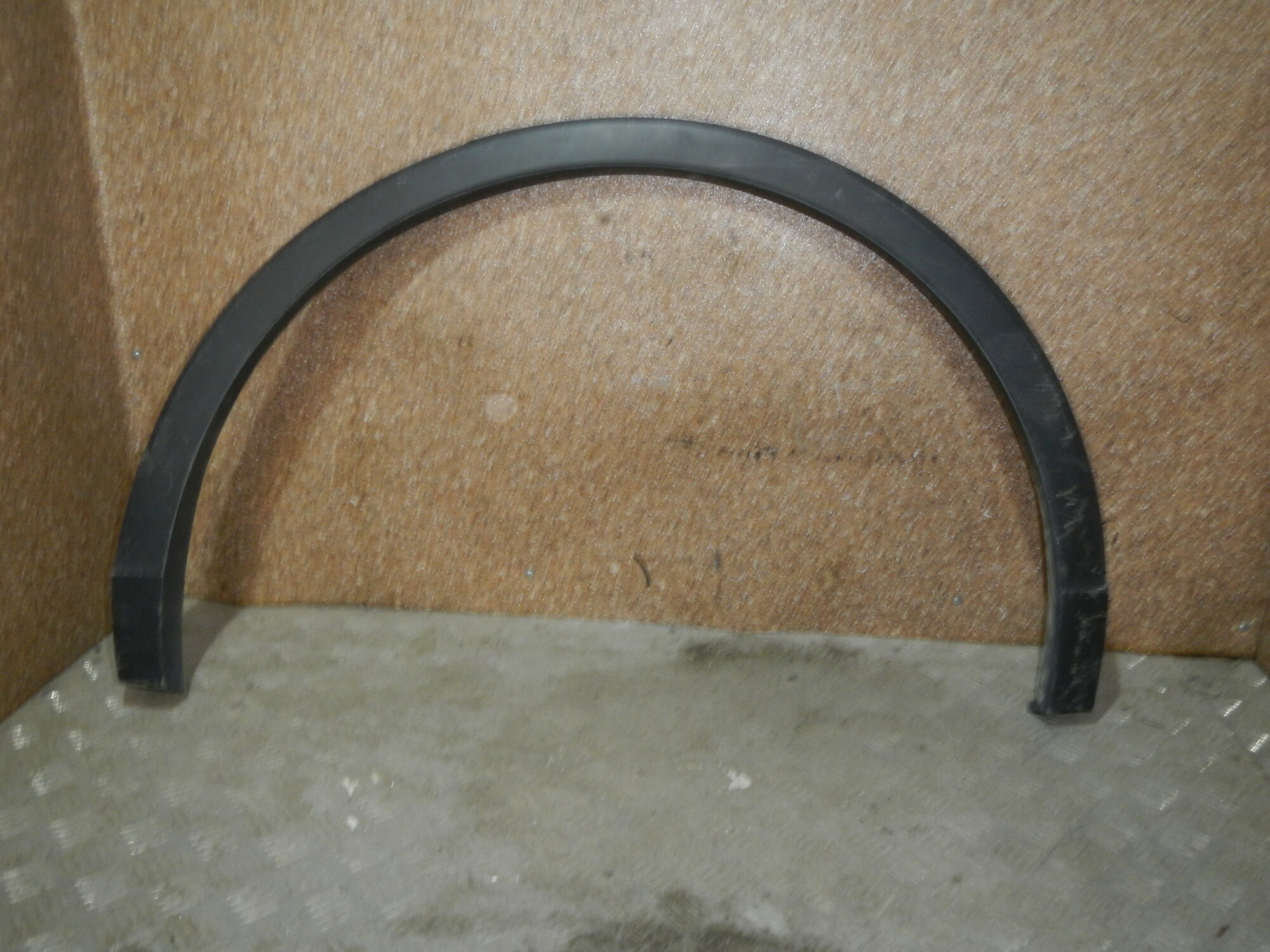 Б/У Накладка крыла заднего левого, Volkswagen (Фольксваген)-TIGUAN (II) (16-) VOLKSWAGEN TIGUAN (II) (16-) царапины. 515...