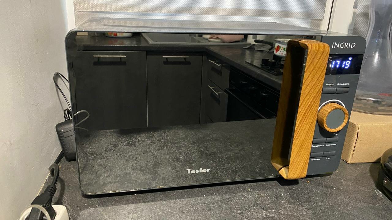Микроволновая печь Tesler ME-2044 Grey .