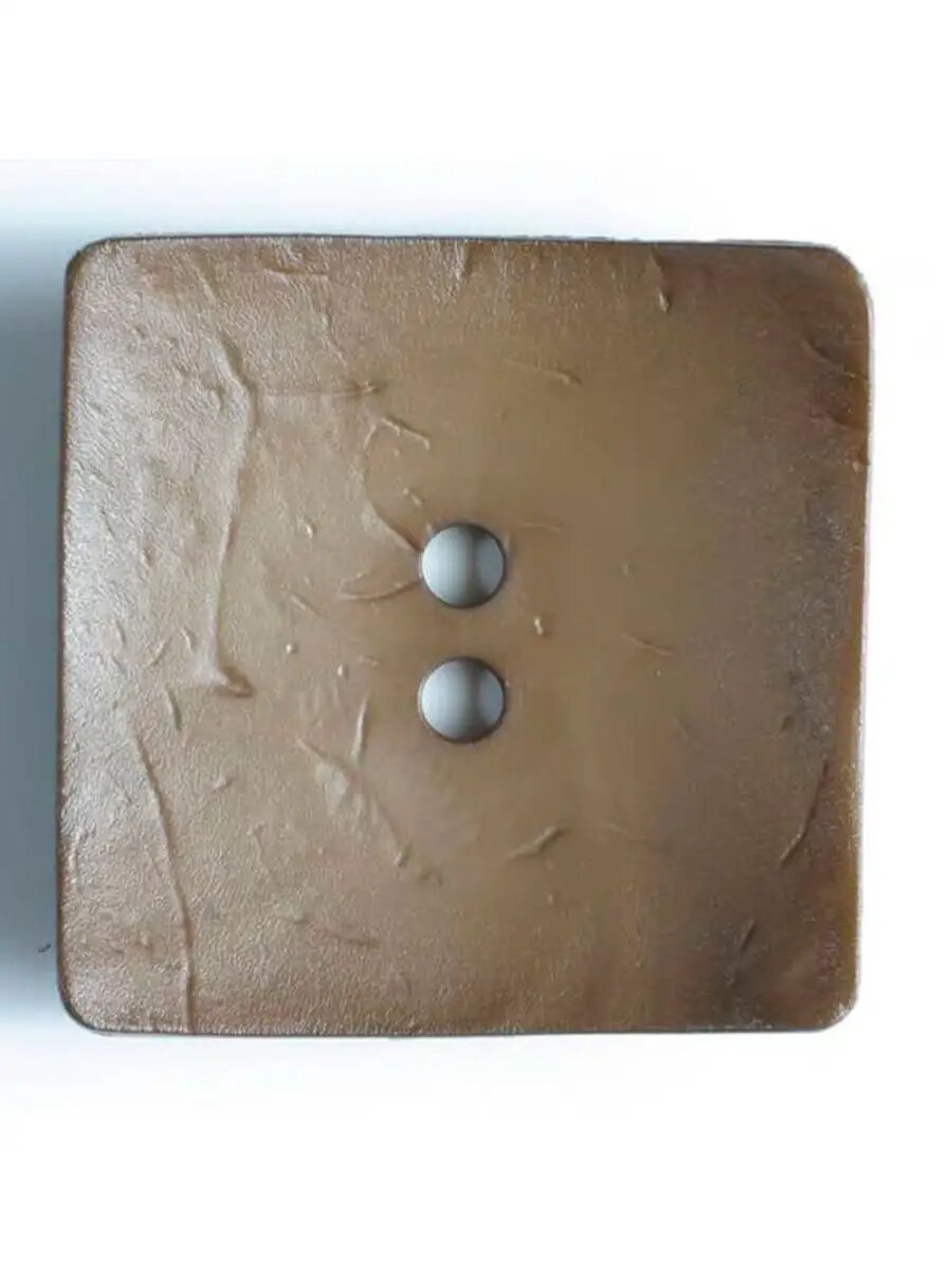 Большая квадратная пуговица