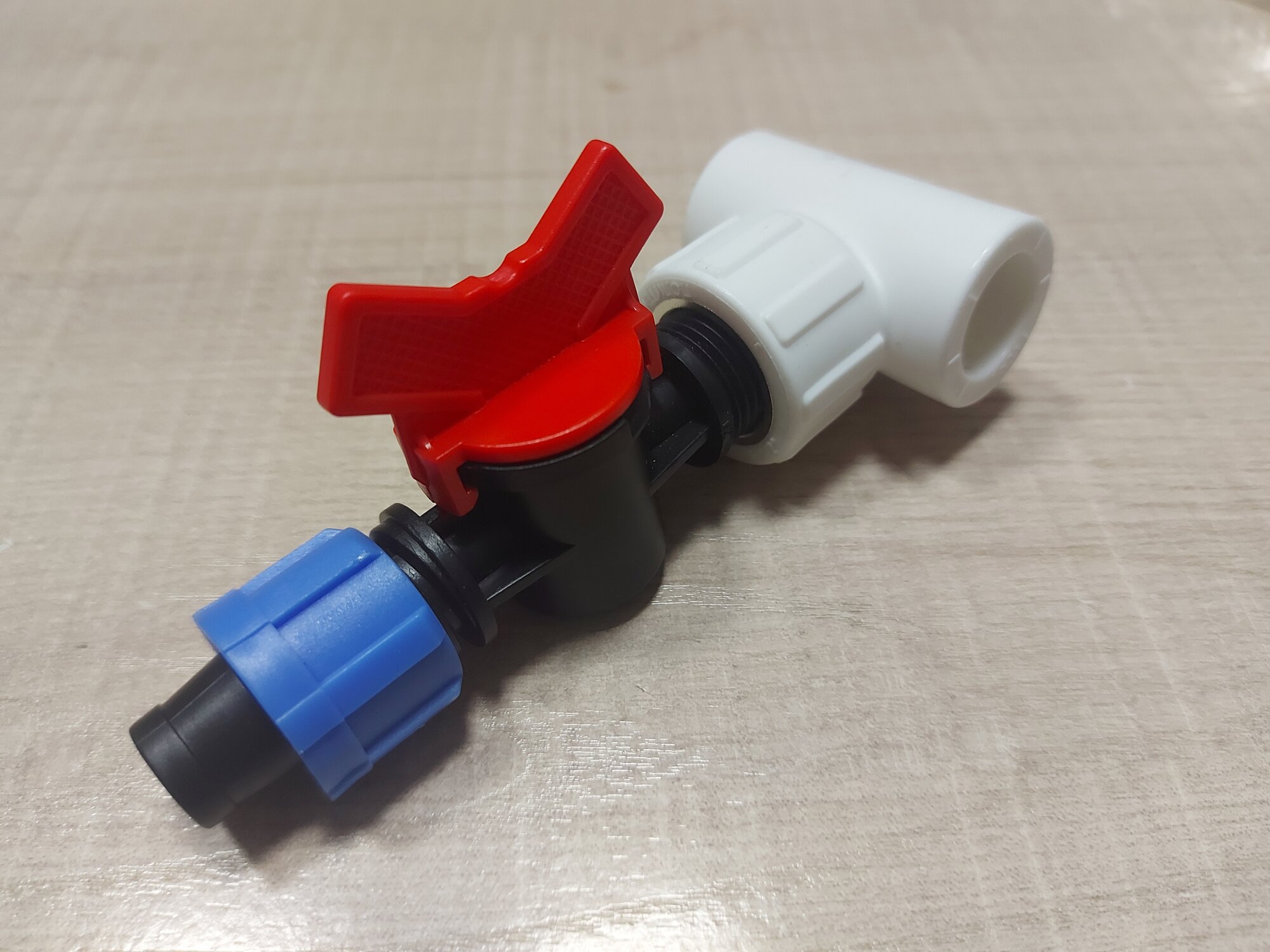 Тройник для капельной ленты к ppr 25 (5 штук)