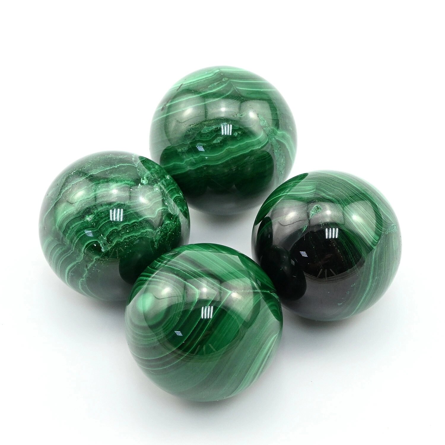 Шар из малахита 33-34мм .