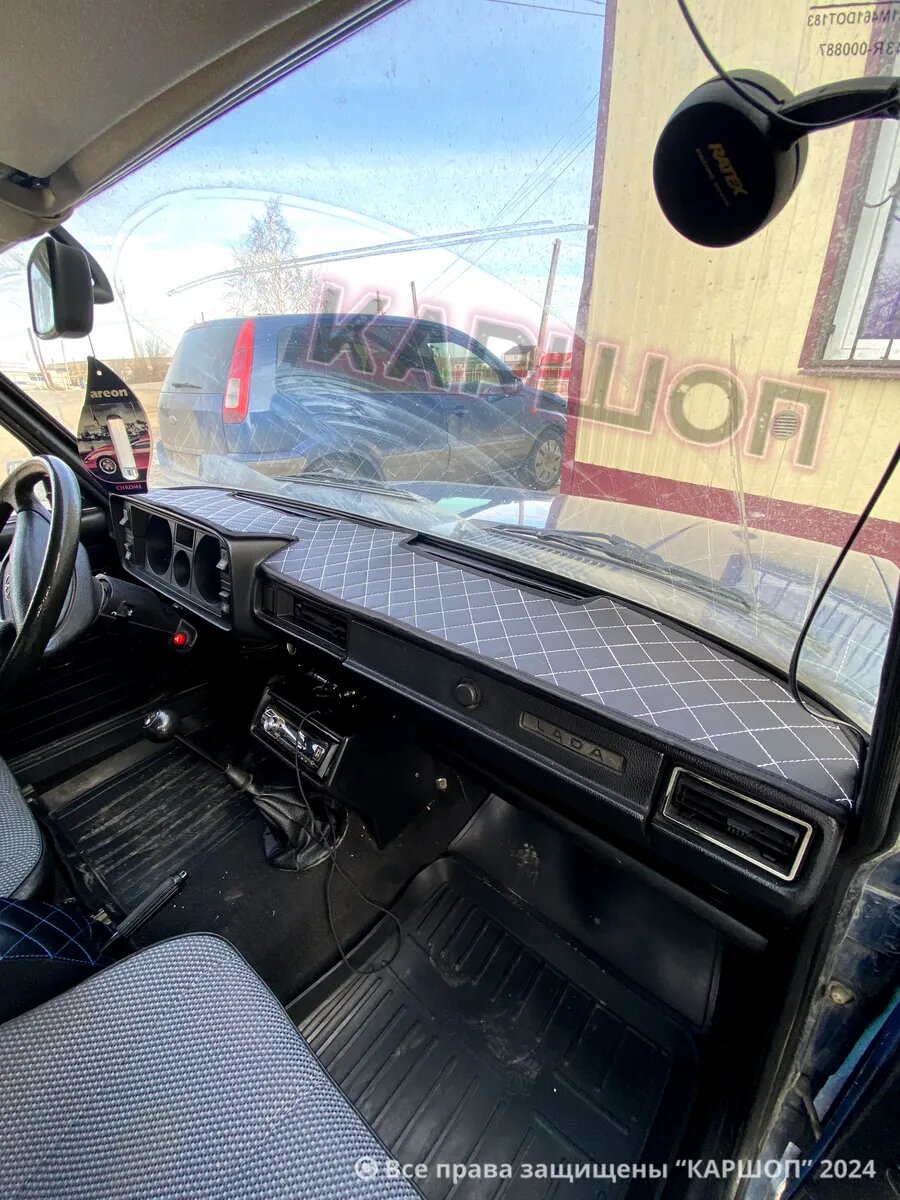 Накидка на панель для Ваз 2105