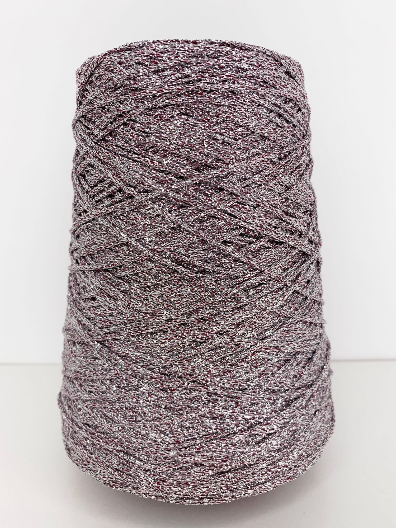 STOCK - LUREX; меринос, люрекс, п/а; 300м/100гр; цвет: сиреневый, шнурок; вес: 250гр; italyyarn