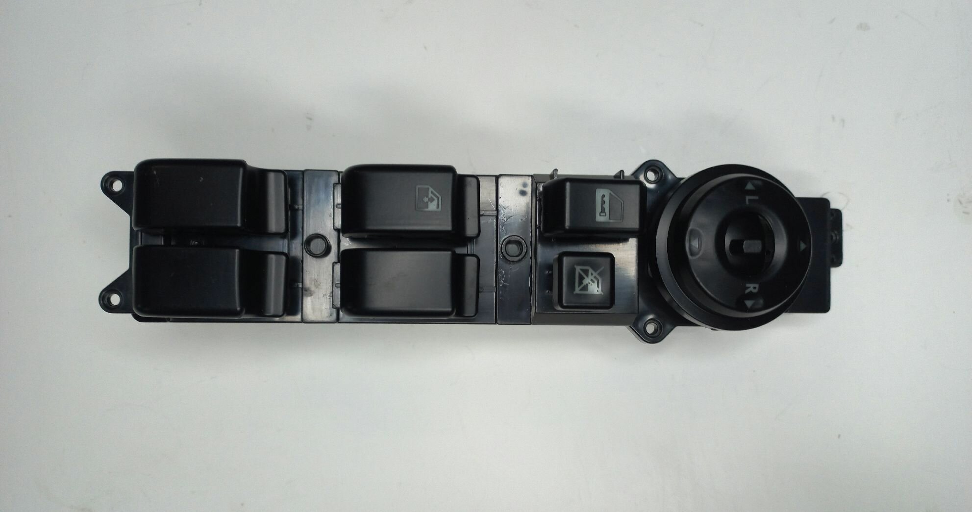 Блок управления стеклоподъемниками передней левой двери Geely Emgrand EC7 [1.5 16V 5MT хетчбэк] 106800256000847