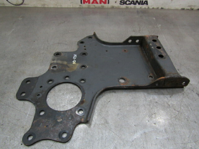 Кронштейн усилителя бампера правый Mercedes Actros