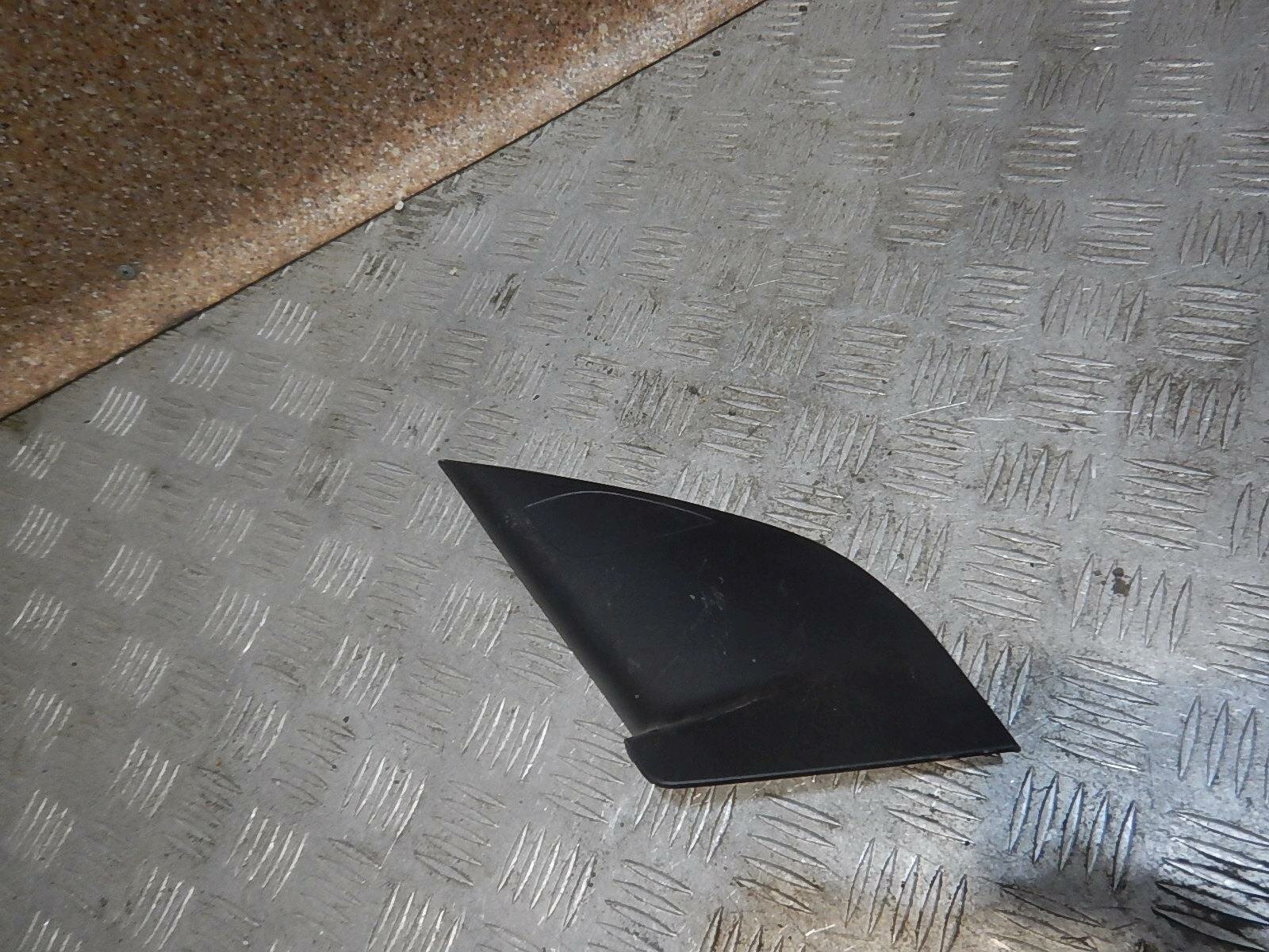 Б/У Уголок двери передней левой (внутренний), Citroen (Ситроен)-C-ELYSEE (13-) CITROEN C-ELYSEE (13-) Мелкие царапины. 4...