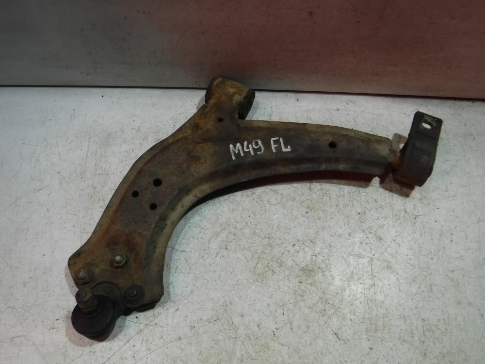 Рычаг передний нижний левый Citroen Berlingo