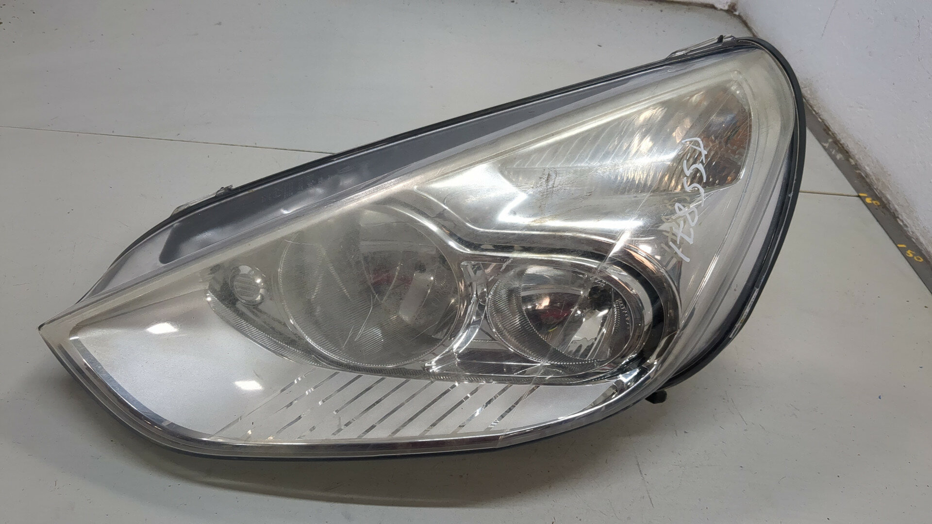 Фара (передняя) левая Ford S-Max Б/У