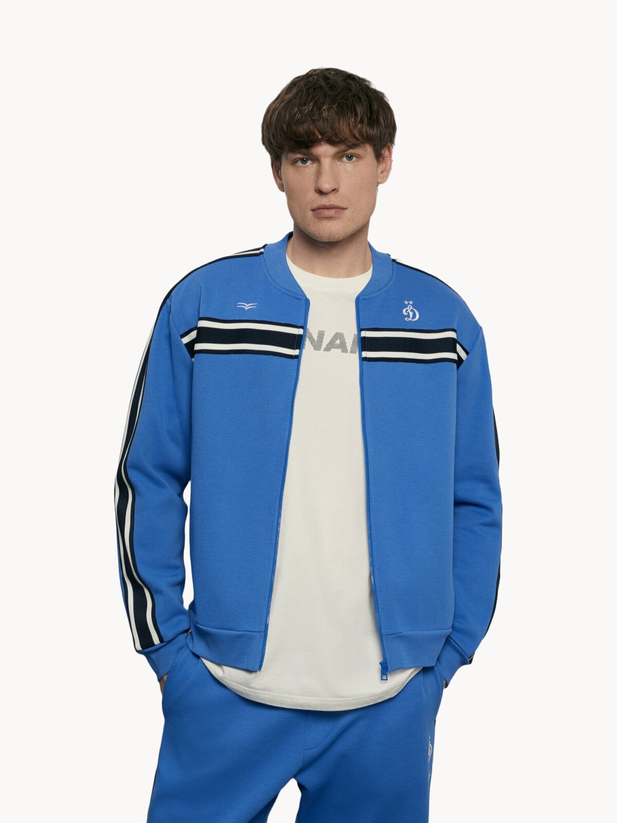 Толстовка спортивная из коллаборации с Динамо