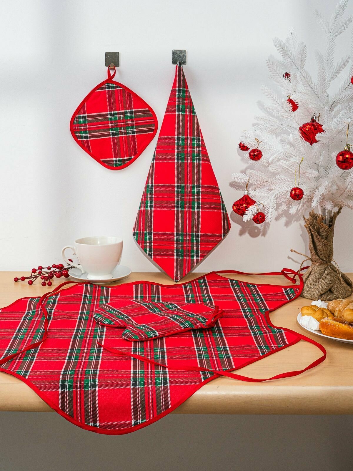 DOLLTALL / Кухонный набор 4 предмета / Универсальный размер 42-54 / Подарок для любимых женщин