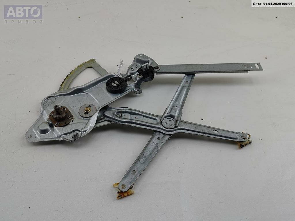 Стеклоподъемник механический передний правый BMW 5 E34 (1987-1996)