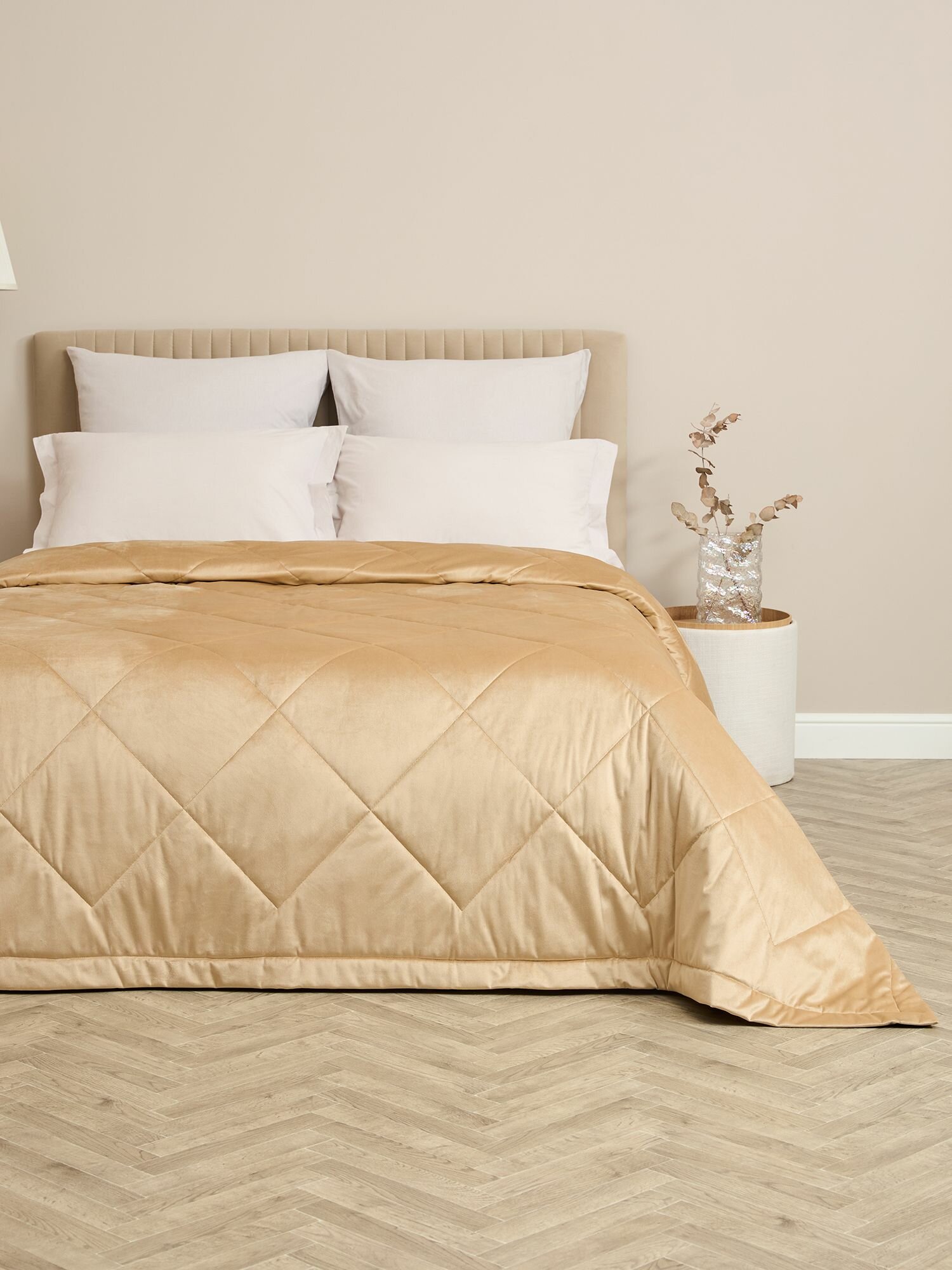 Покрывало "Донната/Donata"240х260 велюр, песочный