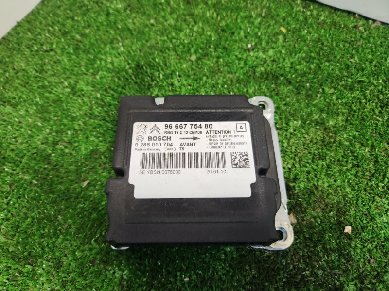 Блок управления SRS Peugeot 3008 EP6CDT 2010 9666775480