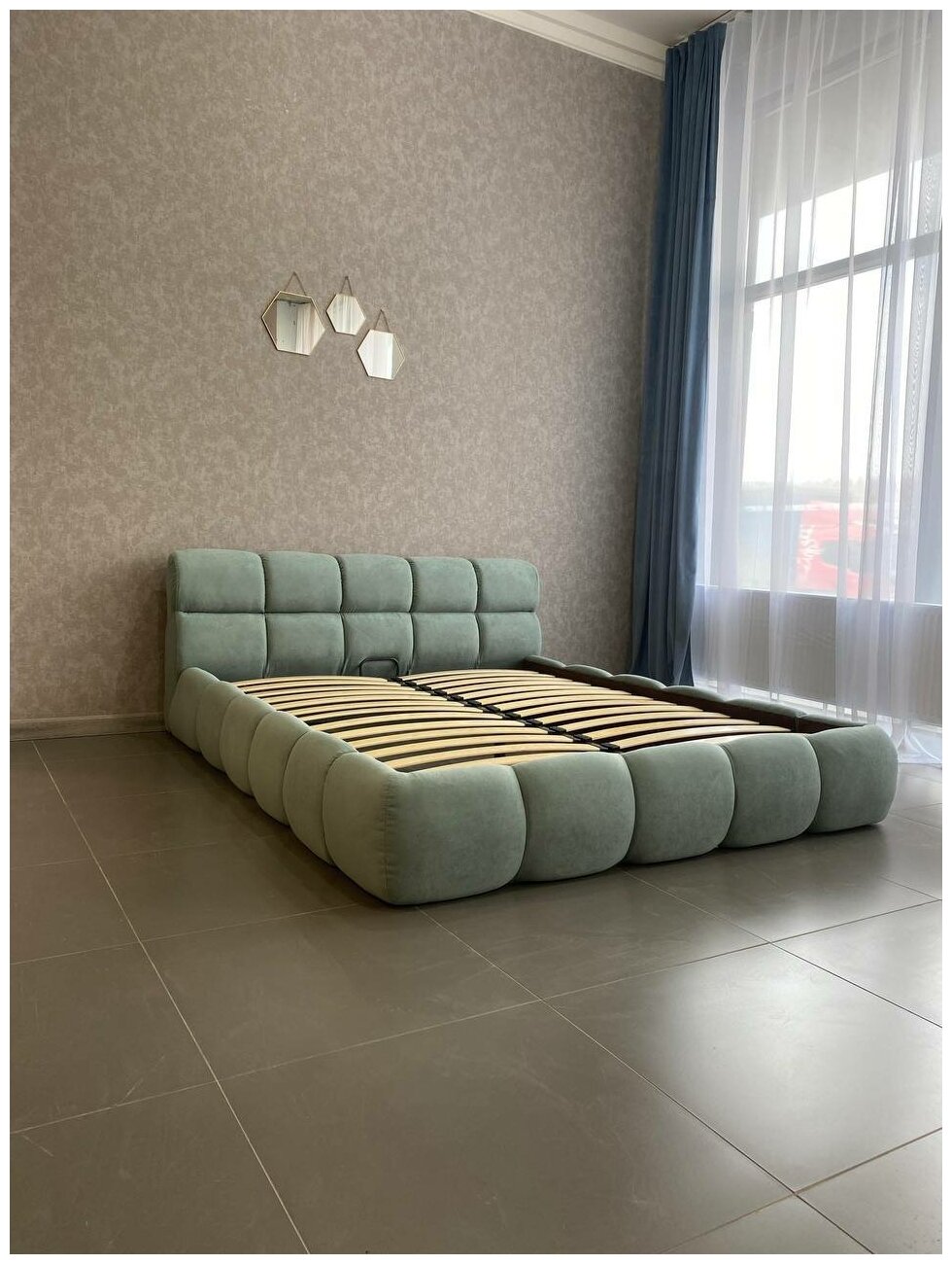 Кровать VIERO Касабланка, мягкое изголовье, 140х200 см, с ортопедическим основанием, без подъемного механизма