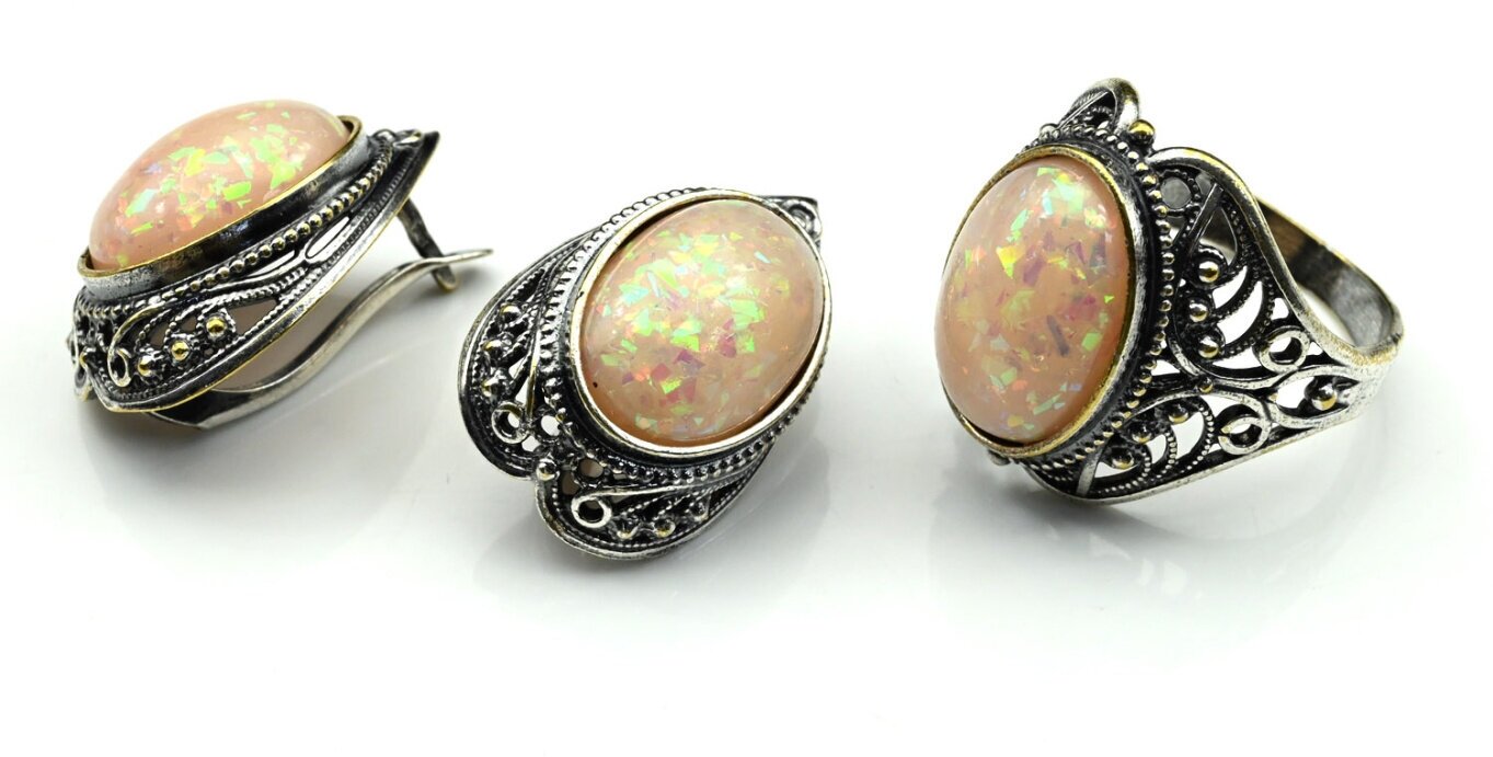 Комплект бижутерии: серьги, кольцо, опал