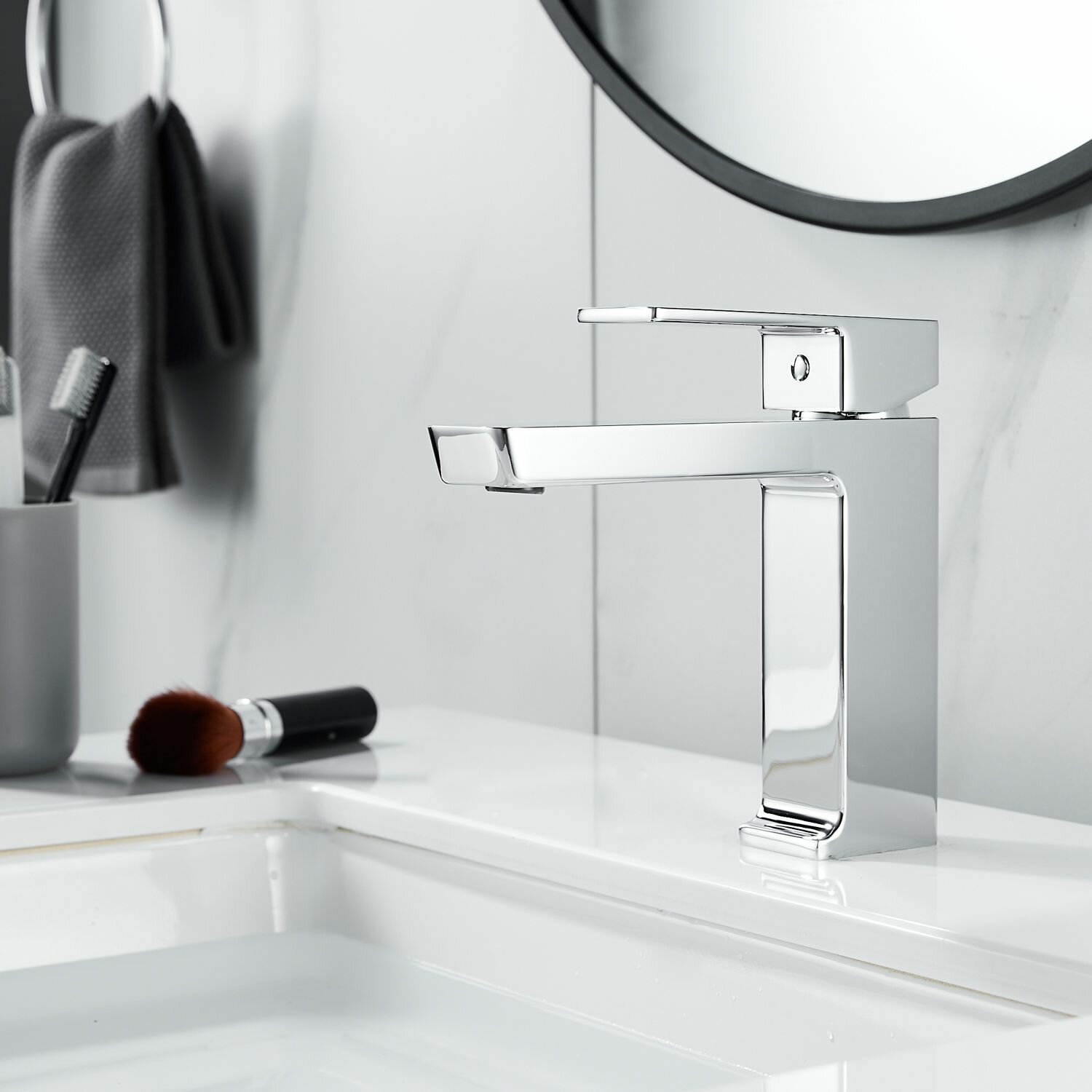 Смеситель для раковины хром Rose R1801-1, хром