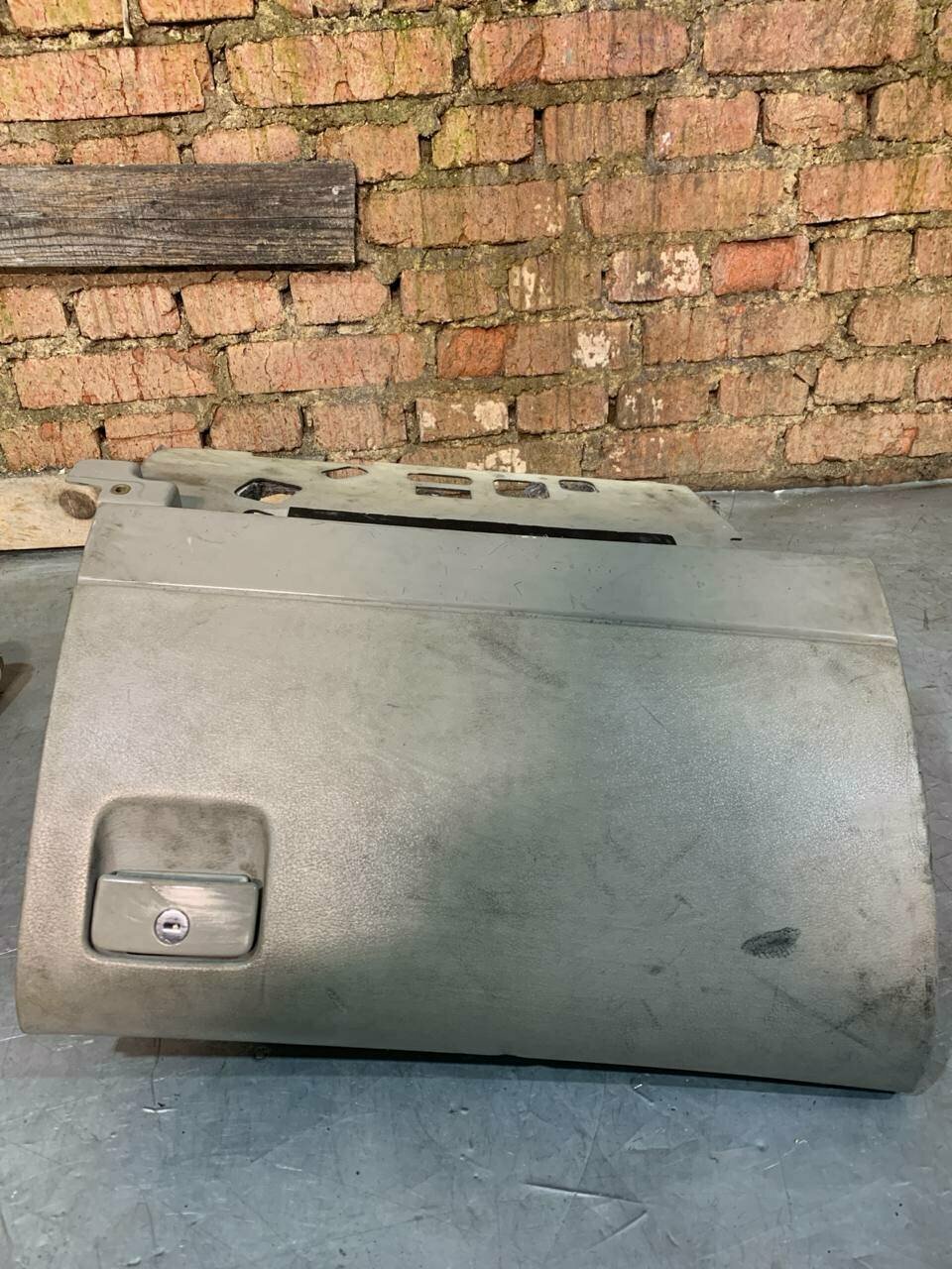 Бардачок Audi Q7 4L (2005 - 2009) 41762000