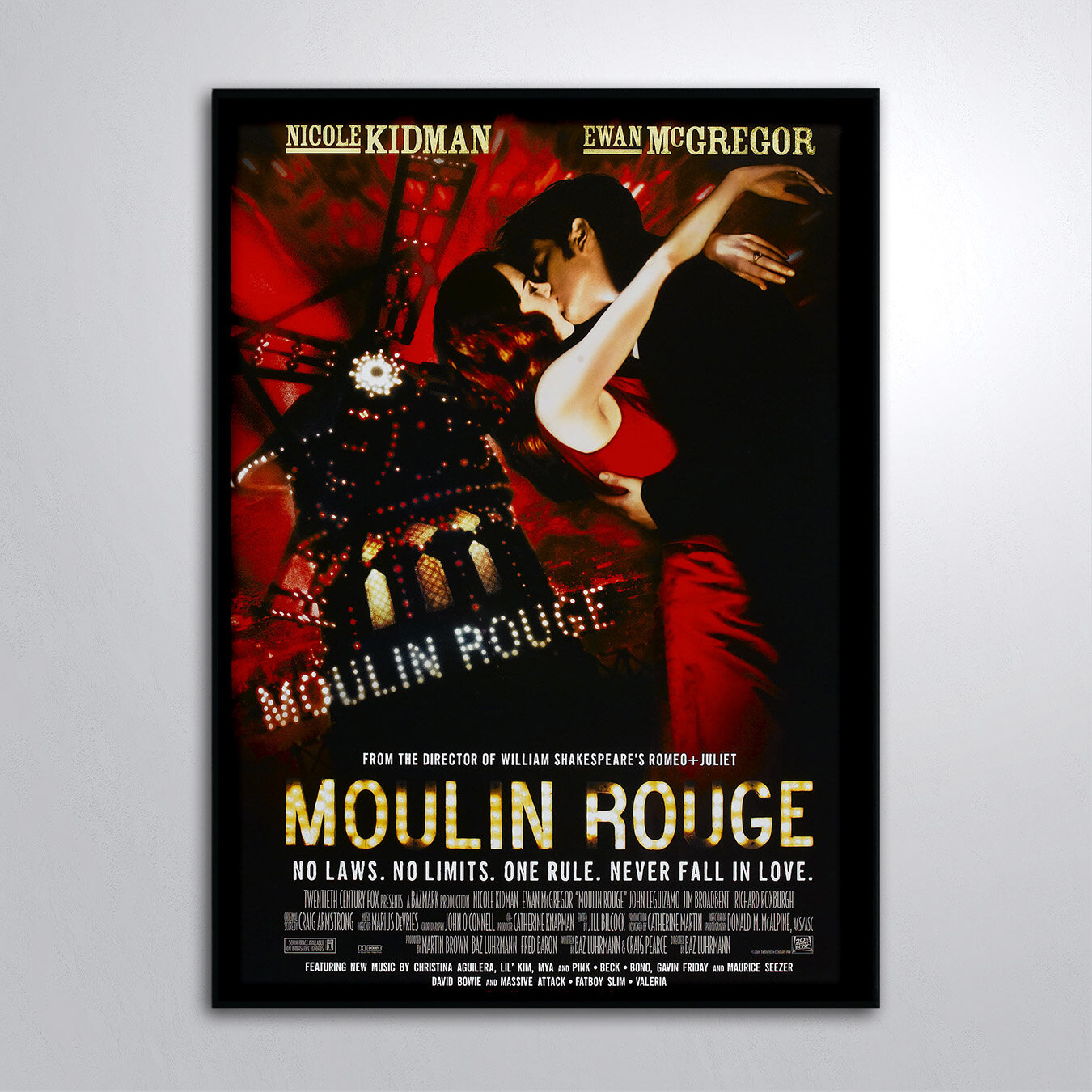 Постер без рамы/Мулен Руж Николь Кидман Юэн Макгрегор Moulin Rouge!