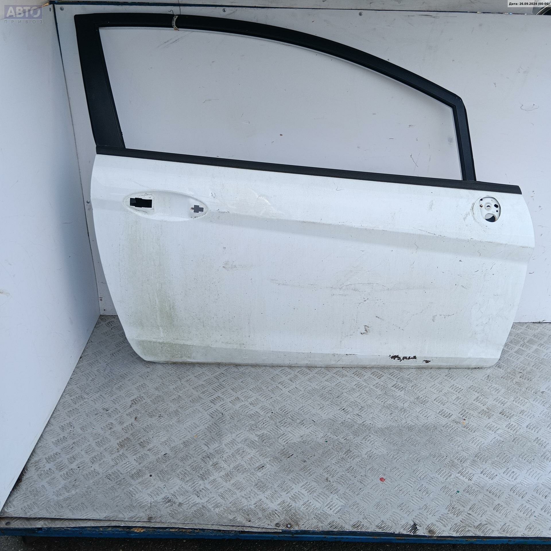 Дверь боковая передняя правая Ford Fiesta (2008-2018)