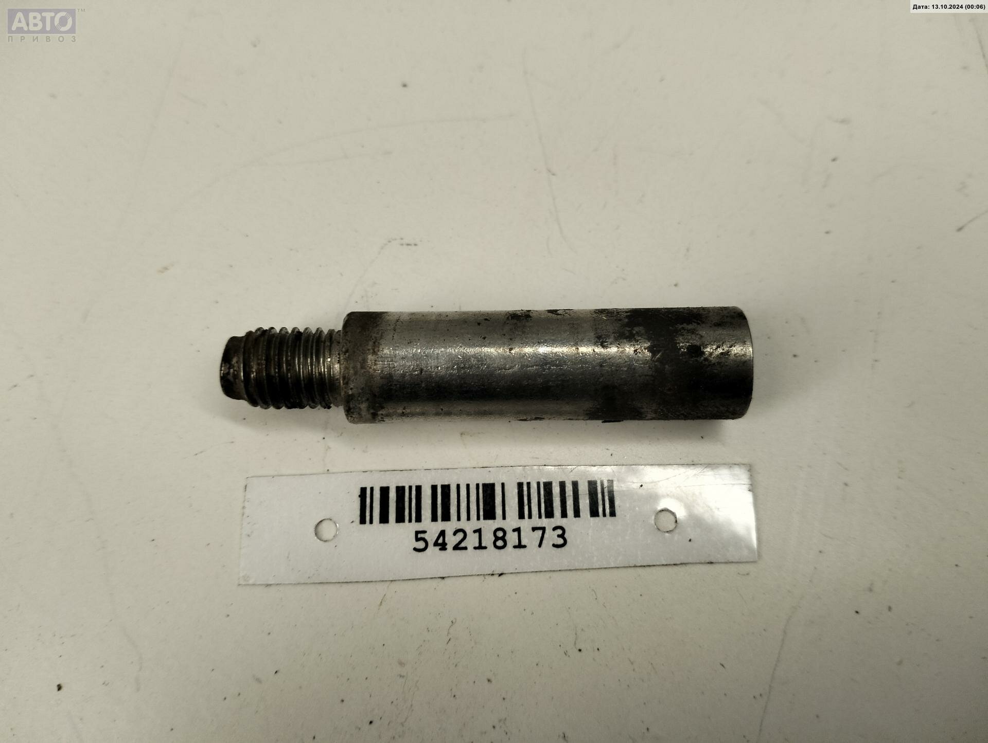 Болт крепления Volkswagen Passat B5+ (GP)