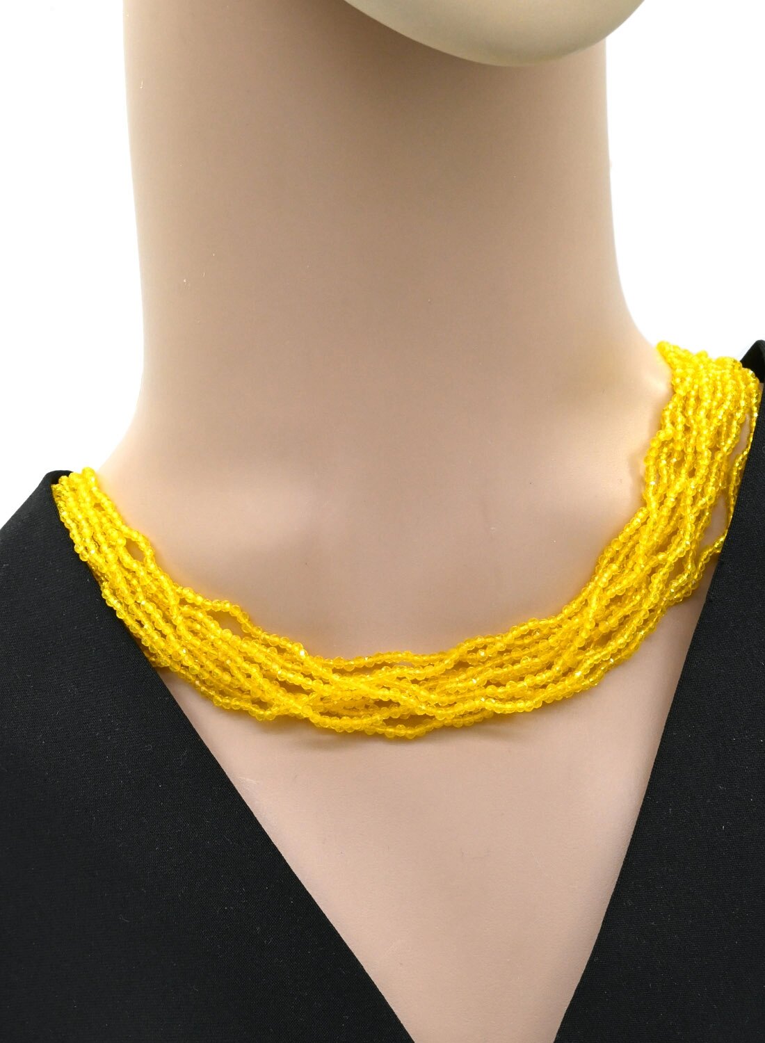 Бусы, шпинель