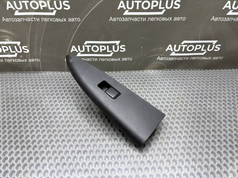 Кнопка стеклоподъемника Nissan Note 2008-2013 (CR14) Б/У с пробегом