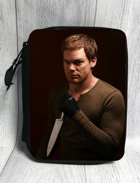 Пенал Декстер, Dexter №9