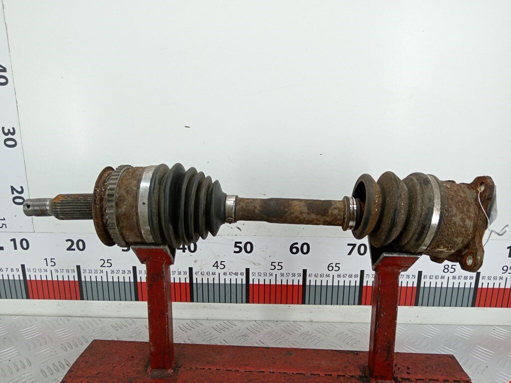 Полуось передняя левая (приводной вал шрус) Mitsubishi L200 4 3815A307 арт. 1885520