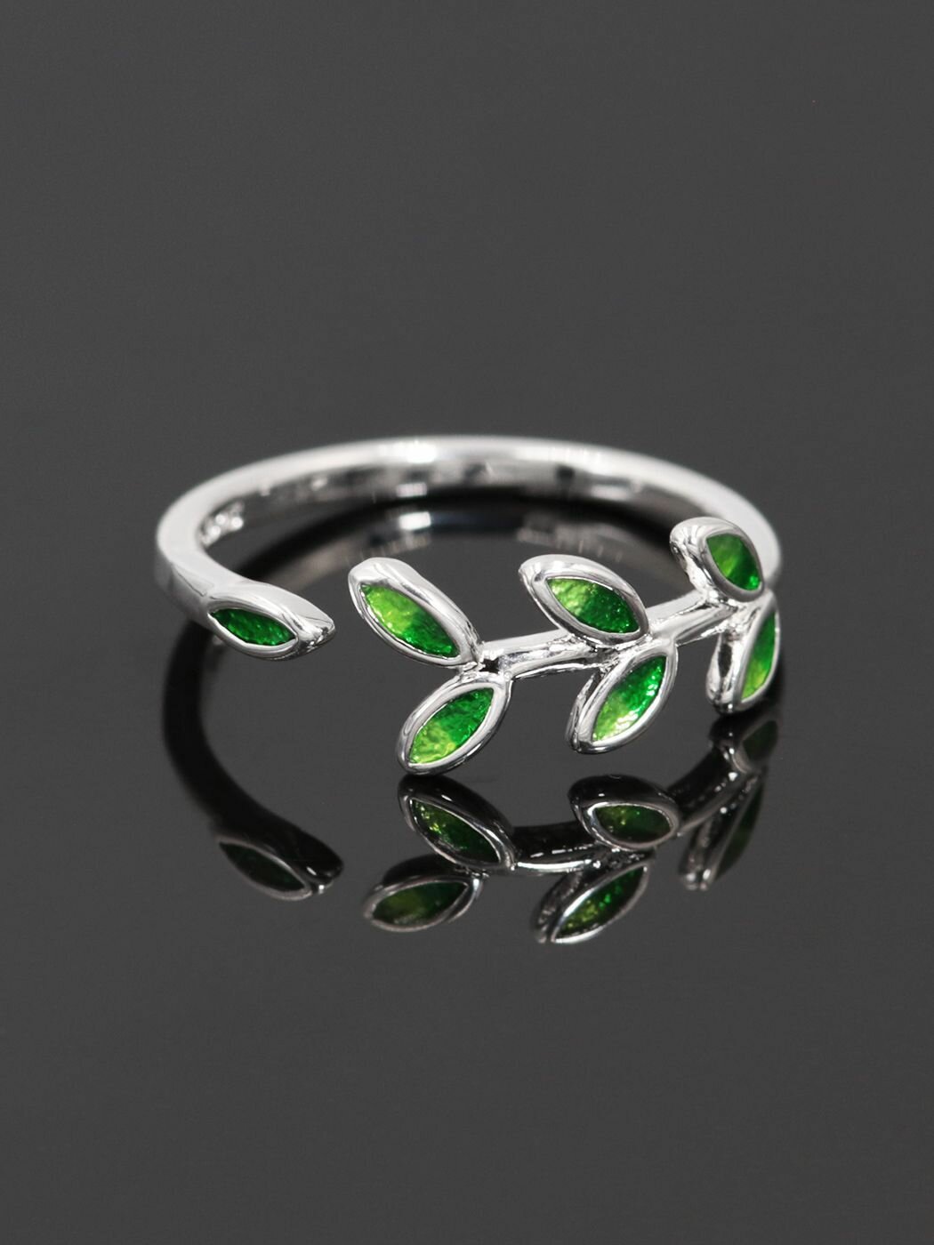 Кольцо, кристалл