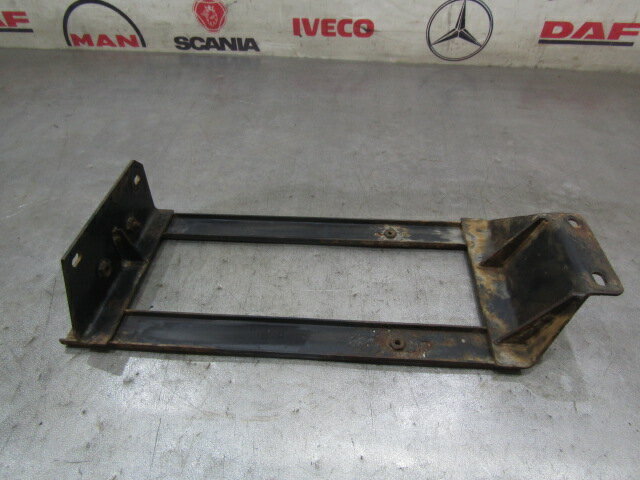 Кронштейн крыла передней оси слева для а/м KAMAZ 5490