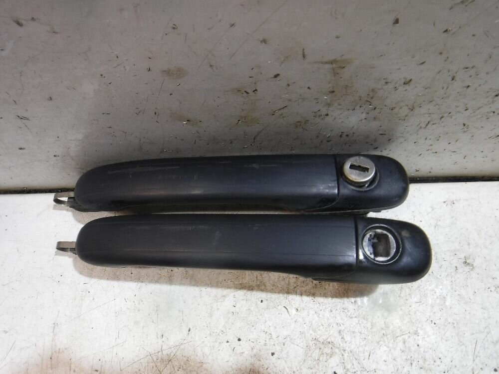 Ручка двери передней наружная VW Polo III 6N0837207C