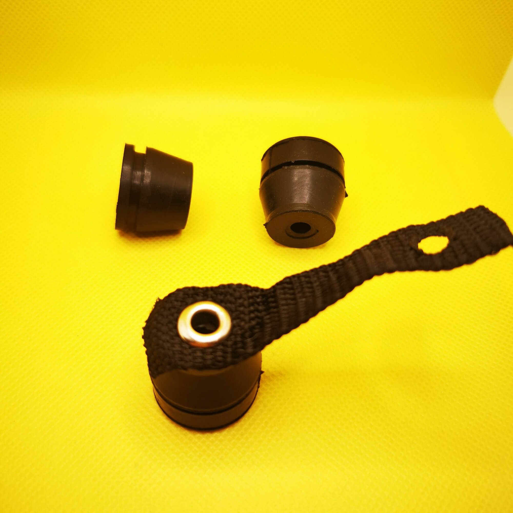 Амортизаторы бензопил Champion 137,142 и 3800 резиновые, комплект (IGP) 1800015