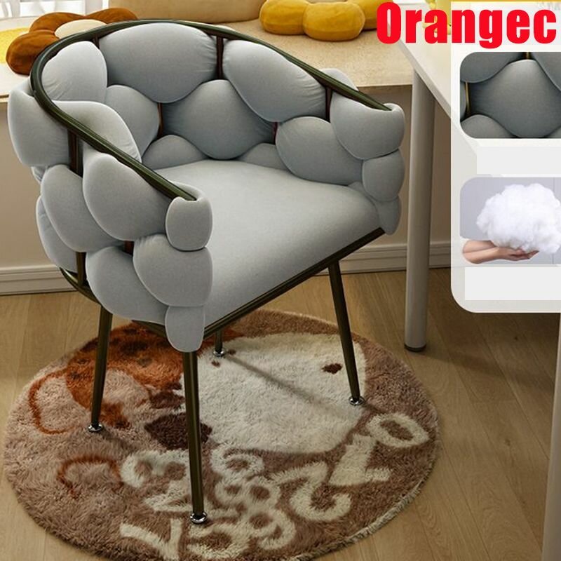 Удобное кресло для офиса и дома с регулировкой высоты и мягкой подушкой, выдерживает до 120 кг, компактное и стильное